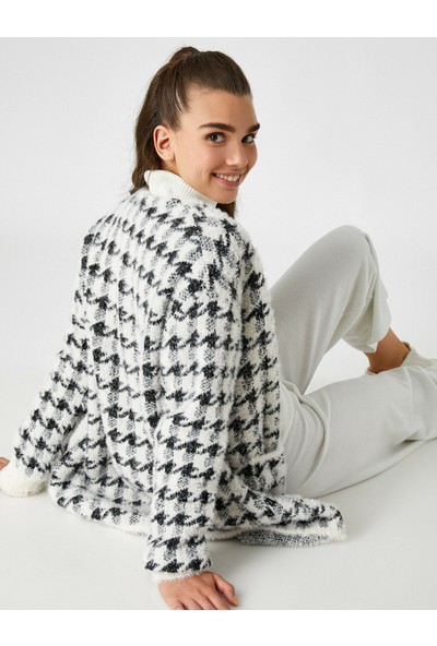 Koton Ekoseli Hirka Uzun Kollu