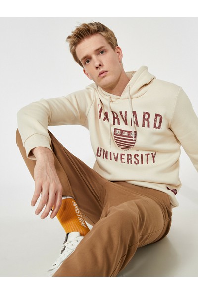 Koton Harvard Kapşonlu Sweatshirt Lisanslı Baskılı Koton Harvard Kapşonlu Sweatshirt Lisanslı Baskılı