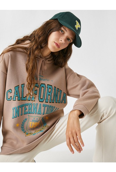 Koton Kapüşonlu Kolej Baskılı Oversize Sweatshirt Koton Kapüşonlu Kolej Baskılı Oversize Sweatshirt