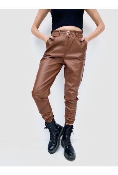 Key Moda Kadın Düğme Detaylı Taba Rengi Deri Pantolon Key Moda Kadın Düğme Detaylı Taba Rengi Deri Pantolon