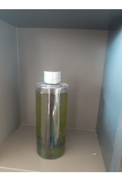 Kuzgun Online Shop Yeşil Renk Kandil Yağı 250 ml