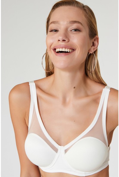 Vienna Dantel Detaylı Ekru Sütyen Vienna Dantel Detaylı Ekru Sütyen
