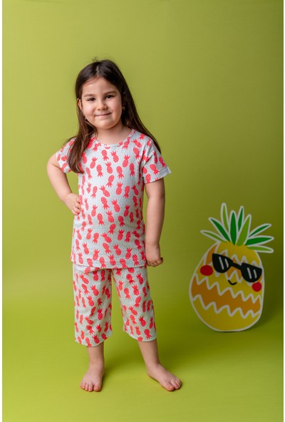 Zeyland Kız Bebek Beyaz Pembe Ananas Pijama Takımı (1 - 6 Yaş )