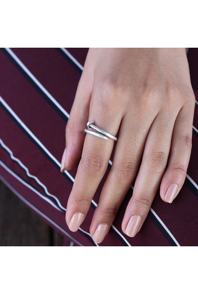 Koof Craft Çivi Model Antik Gümüş Kaplama Ayarlanabilir Yüzük - 65810 Koof Craft Çivi Model Antik Gümüş Kaplama Ayarlanabilir Yüzük - 65810