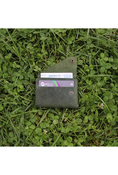 Koof Craft El Yapımı Hakiki Deri Dikişsiz Kartlık Koof Craft El Yapımı Hakiki Deri Dikişsiz Kartlık