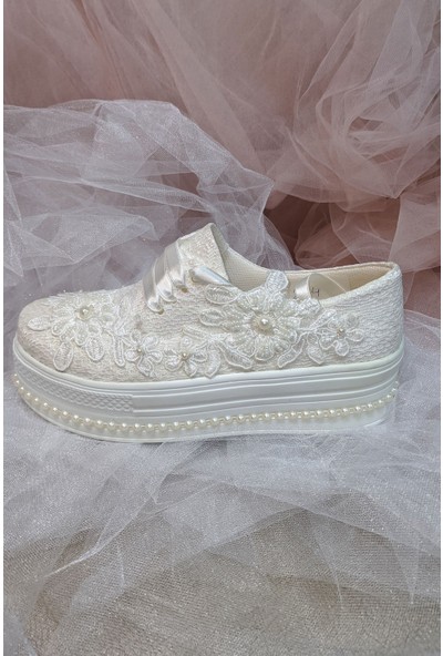 Berush Bride 204 Serisi Dolgu Topuk Boncuklu Gelinlik Ayakkabısı