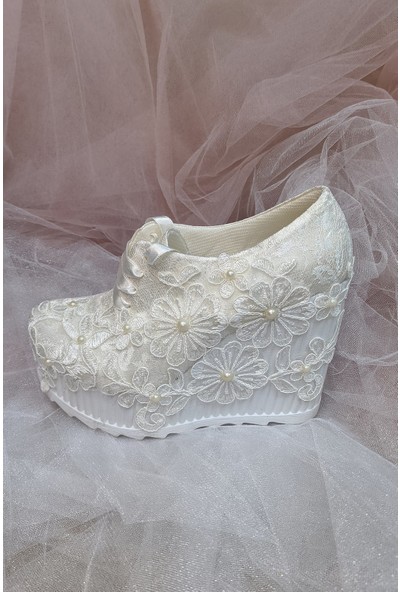 Berush Bride 513 Serisi Dolgu Topuk Boncuk Güpürlü Gelinlik Ayakkabısı