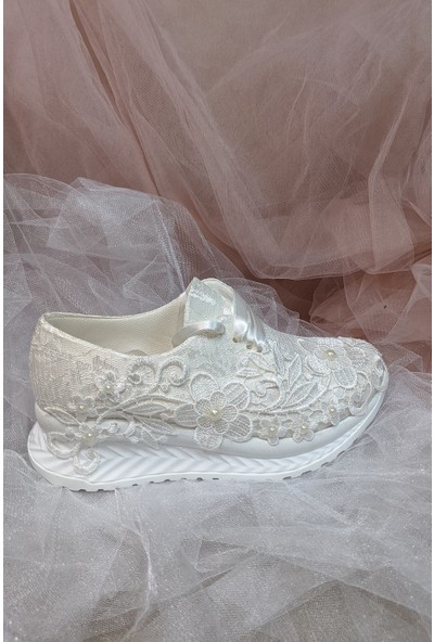 Berush Bride 830 Serisi Dolgu Topuk Boncuk Güpürlü Gelinlik Ayakkabısı