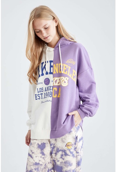 DeFacto Nba Los Angeles Lakers Lisanslı Oversize Fit Kapüşonlu Uzun Kollu Sweatshirt V9198Az21Au DeFacto Nba Los Angeles Lakers Lisanslı Oversize Fit Kapüşonlu Uzun Kollu Sweatshirt V9198Az21Au