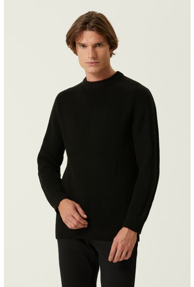 Network Slim Fit Siyah Dokulu Kazak