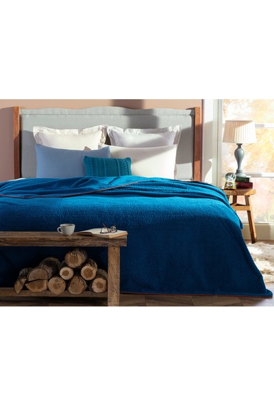 Madame Coco Claire Tek Kişilik Sherpa Düz Battaniye - Turkuaz Madame Coco Claire Tek Kişilik Sherpa Düz Battaniye - Turkuaz