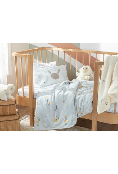 English Home Little Lamb Pamuklu Bebe Nevresım Takımı 100X150 cm Beyaz English Home Little Lamb Pamuklu Bebe Nevresım Takımı 100X150 cm Beyaz