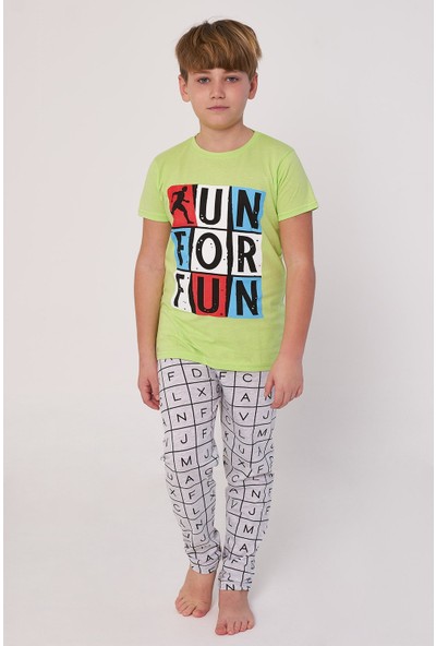 Zepkids Erkek Çocuk Pijama Takımı Run For Run Baskılı 4-12 Yaş