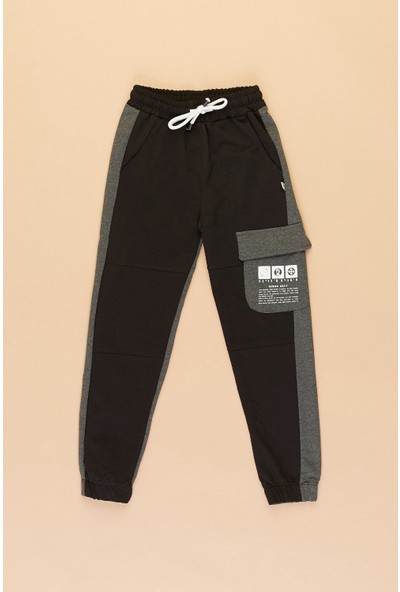 FullaModa Bağcıklı Kargo Cepli Çocuk Eşofman Altı FullaModa Bağcıklı Kargo Cepli Çocuk Eşofman Altı