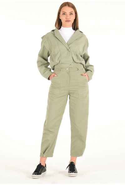 Bomestida Kadın Lila Paçası Çıtçıtlı Gabardin Jean Pantolon Bomestida Kadın Lila Paçası Çıtçıtlı Gabardin Jean Pantolon