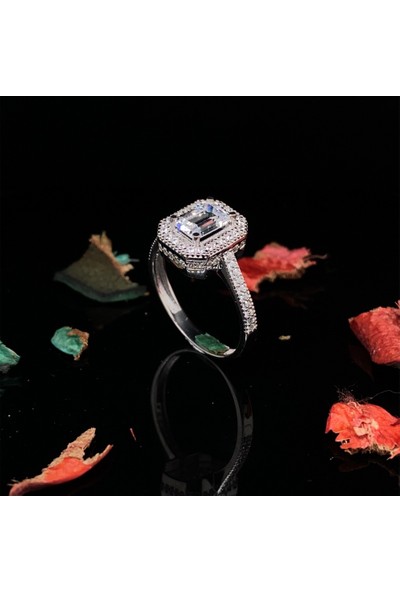 MYOROGOLD 14 Ayar Baget Beyaz Altın Yüzük MYOROGOLD 14 Ayar Baget Beyaz Altın Yüzük