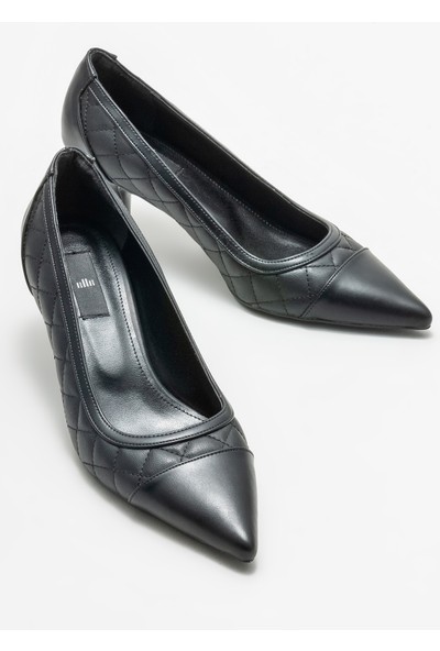 Siyah Kadın Stiletto