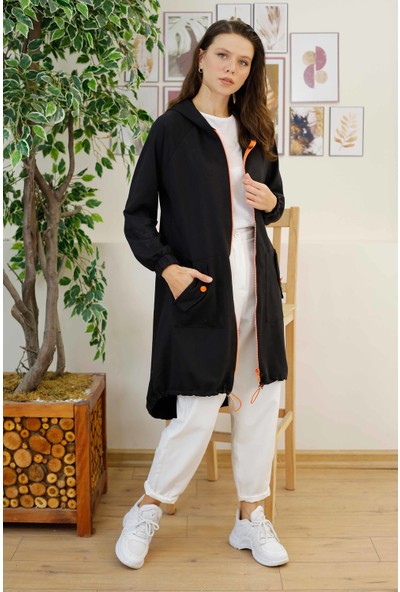 İmaj Butik Önü Kısa Arkası Uzun Kapişonlu Kap/siyah