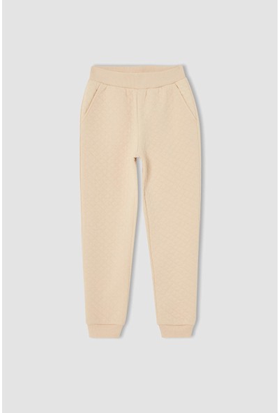 DeFacto Kız Çocuk Relax Fit Kapitoneli Isı Yalıtımlı Warmtech Jogger Eşofman Alt V1412A621WN DeFacto Kız Çocuk Relax Fit Kapitoneli Isı Yalıtımlı Warmtech Jogger Eşofman Alt V1412A621WN