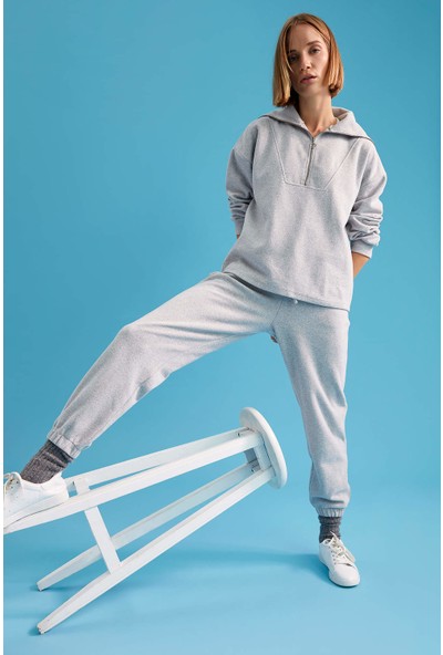 DeFacto Bağcıklı Relax Fit Jogger Pantolon T2026AZ21AU DeFacto Bağcıklı Relax Fit Jogger Pantolon T2026AZ21AU