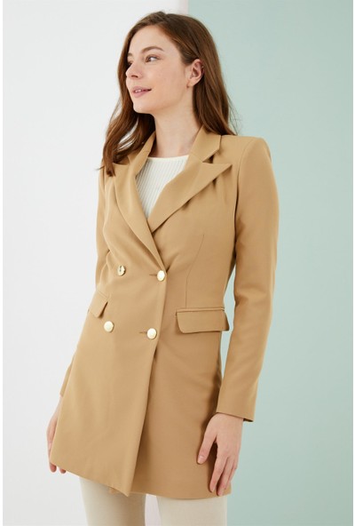 Z Giyim Kadın Camel Gold Düğmeli Kruvaze Blazer Ceket Z Giyim Kadın Camel Gold Düğmeli Kruvaze Blazer Ceket