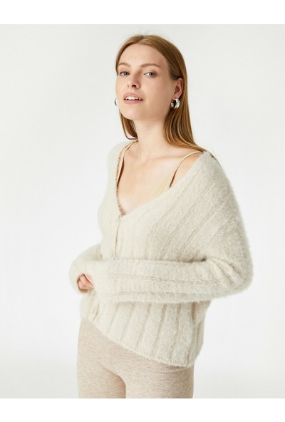 Koton Uzun Kollu Dügmeli V Yaka Yelek