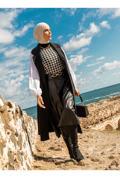Refka Kesik Detaylı Deri Çan Etek - Siyah - Refka Woman Refka Kesik Detaylı Deri Çan Etek - Siyah - Refka Woman