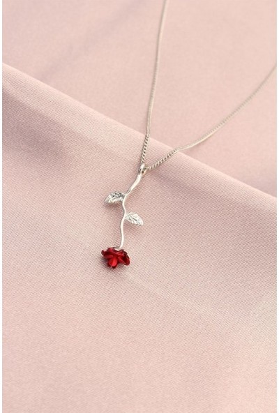 Doğu Gümüş Kırmızı Gül Tasarımlı Gümüş Renk Kolye