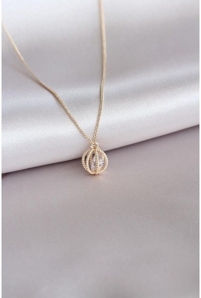 Doğu Gümüş Küre Içinde Taş Tasarımlı Kolye