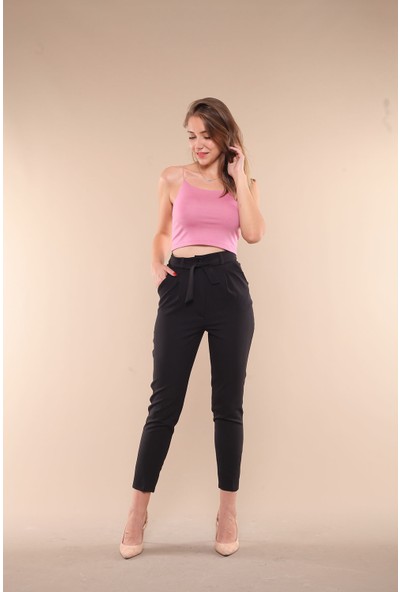 Catiway Siyah Bağlama Detaylı Cepli Havuç Pantolon Catiway Siyah Bağlama Detaylı Cepli Havuç Pantolon