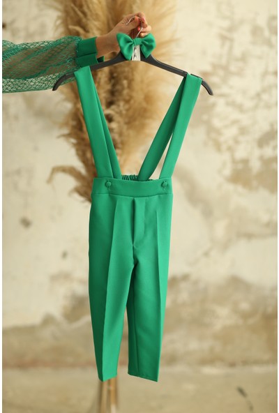 Küçüğüm Butik Yeşil Salopet ve Papyon Küçüğüm Butik Yeşil Salopet ve Papyon