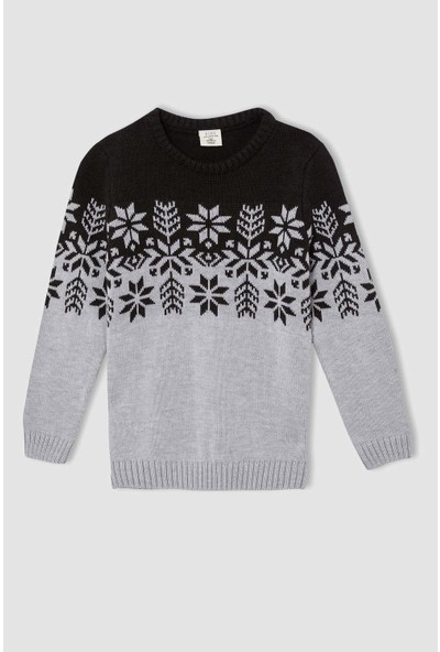 DeFacto Erkek Çocuk Regular Fit Yılbaşı Temalı Triko Kazak W0119A621WN DeFacto Erkek Çocuk Regular Fit Yılbaşı Temalı Triko Kazak W0119A621WN