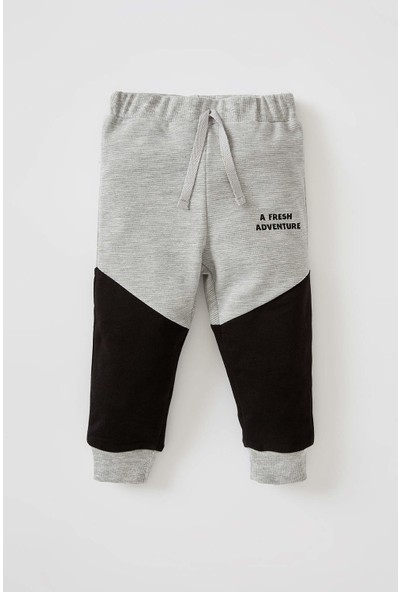 DeFacto Erkek Bebek Baskılı Renk Bloklu Jogger Eşofman Altı V9095A221WN DeFacto Erkek Bebek Baskılı Renk Bloklu Jogger Eşofman Altı V9095A221WN