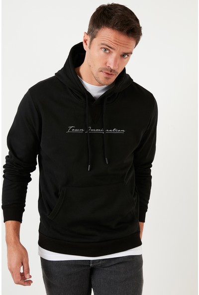 Buratti Yazı Detaylı Kapüşonlu Kanguru Cepli Slim Fit Sweat Erkek Sweat 5896594 Buratti Yazı Detaylı Kapüşonlu Kanguru Cepli Slim Fit Sweat Erkek Sweat 5896594