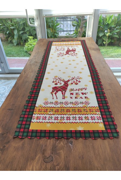 Yılbaşı Deseni Yanlar Ekose Ortası Beyaz Zemin Üzerine Geyilki Yılbaşı Deseni Yılbaşı Deseni Yanlar Ekose Ortası Beyaz Zemin Üzerine Geyilki Yılbaşı Deseni