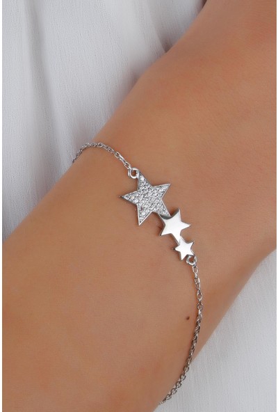 Madame Concept Kadın 925 Ayar Gümüş Kuyruk Yıldızı Model Bileklik Madame Concept Kadın 925 Ayar Gümüş Kuyruk Yıldızı Model Bileklik