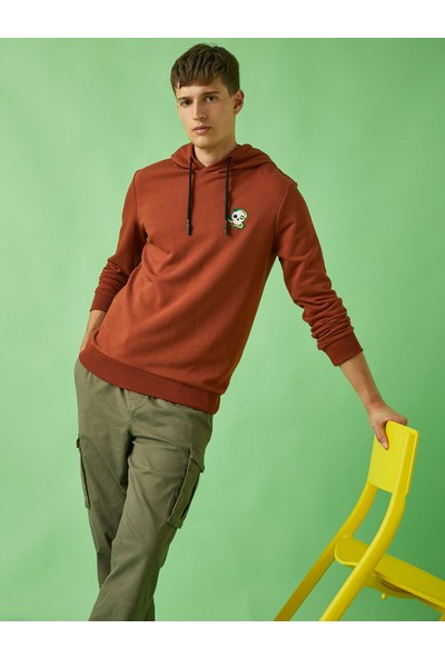 Koton Kurukafa İşlemeli Kapşonlu Sweatshirt