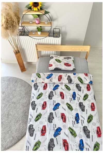 Senem Neyiş Özel Tasarım Araba Detaylı Poplin Kumaş Çocuk Nevresim Takımı