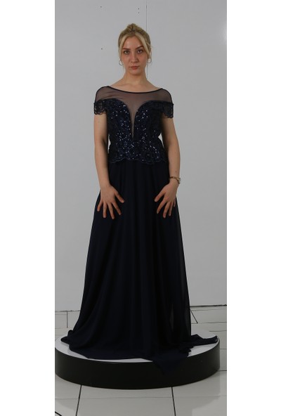 Maxense Abiye Dantel Işlemeli Tül Detaylı Sırt Dekolteli Abiye Elbise Maxense Abiye Dantel Işlemeli Tül Detaylı Sırt Dekolteli Abiye Elbise