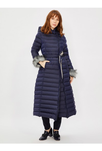 Vekem Kapşonlu Kolu Kürklü Şişme Mont