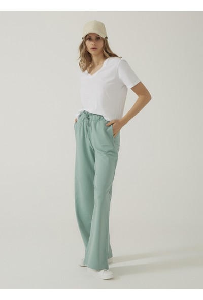 People By Fabrika V Yaka Katlanabilir Düz Beyaz Kadın T-Shirt