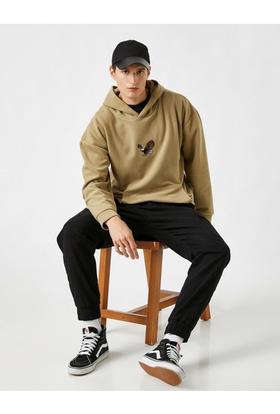 Koton Kartal Islemeli Oversize Kapsonlu Sweatshirt