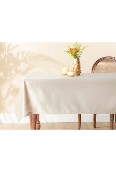 English Home Raisa Polyester Masa Örtüsü 180X270 cm Bej English Home Raisa Polyester Masa Örtüsü 180X270 cm Bej