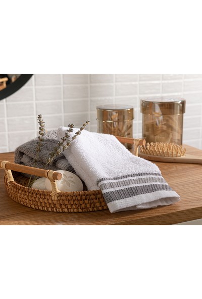 English Home Triple Çizgili Pamuklu El Havlusu 30X40 cm Beyaz English Home Triple Çizgili Pamuklu El Havlusu 30X40 cm Beyaz
