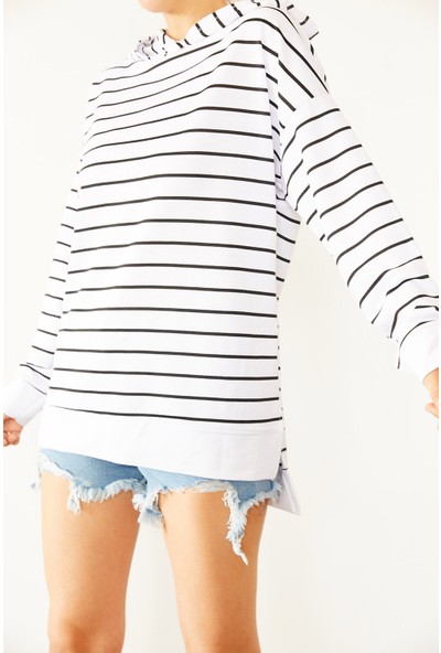Xhan Beyaz & Siyah Çizgili Sweatshirt 2KXK8-45516-01 Xhan Beyaz & Siyah Çizgili Sweatshirt 2KXK8-45516-01