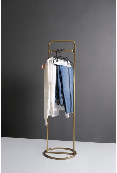 Fec Reklam Metal Ayaklı Konfeksiyon Askılığı Gold Elbise Askılık Oba 30 cm Fec Reklam Metal Ayaklı Konfeksiyon Askılığı Gold Elbise Askılık Oba 30 cm