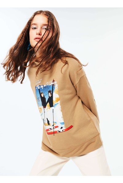 Twist Görsel Baskılı Sweatshirt