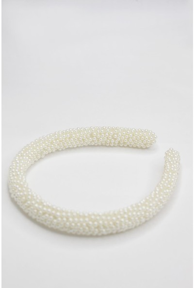 New Obsessions Inci Taç