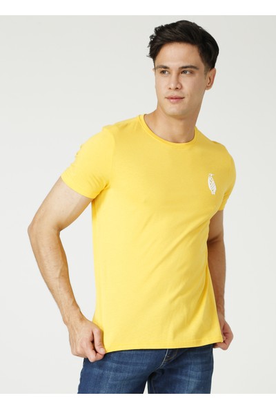 National Geographic Sarı Bisiklet Yaka Erkek T-Shirt National Geographic Sarı Bisiklet Yaka Erkek T-Shirt