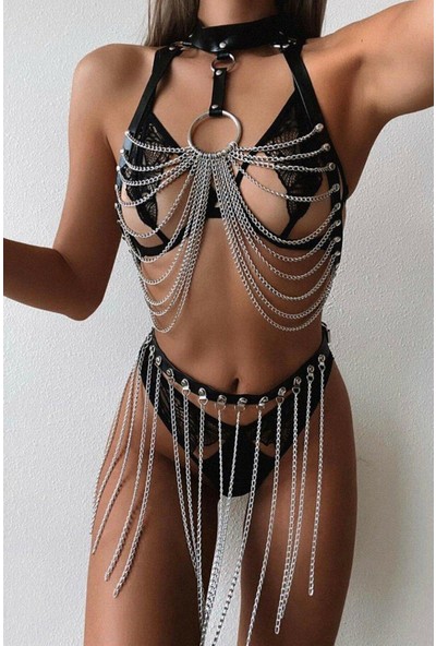 1008-SIYAH Harnes Zincir Detaylı Deri Sütyen Takımı 1008-SIYAH Harnes Zincir Detaylı Deri Sütyen Takımı